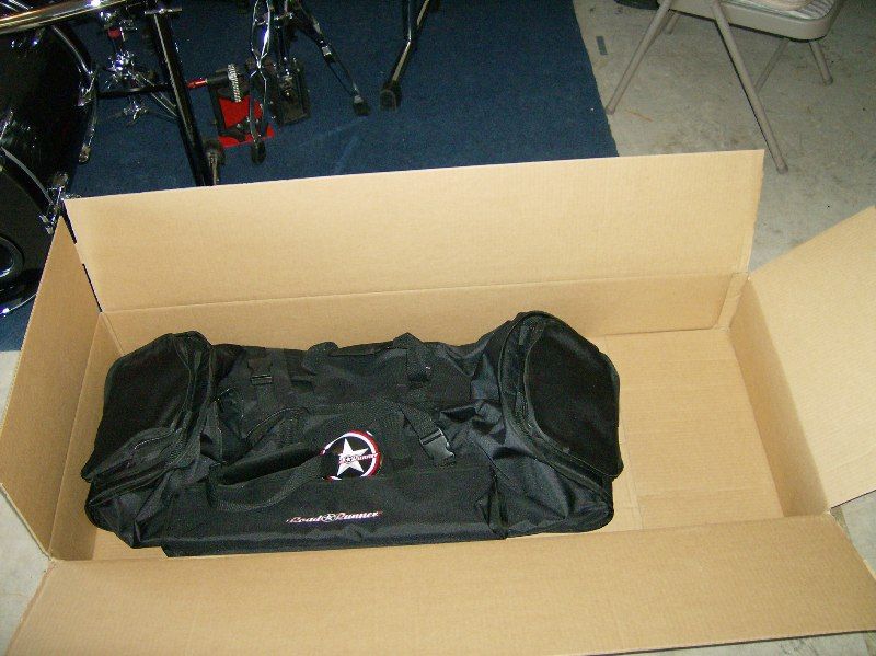 Road Runner 38" Rolling Hardware Bag Review